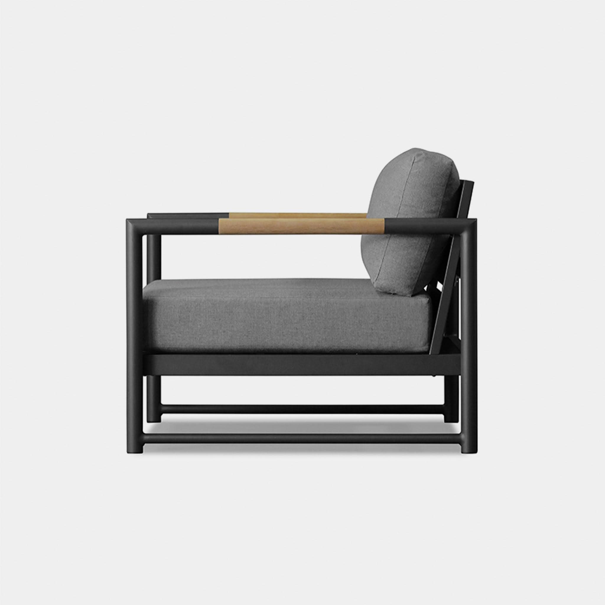 Breeze Xl Lounge Chair – HARBOUR