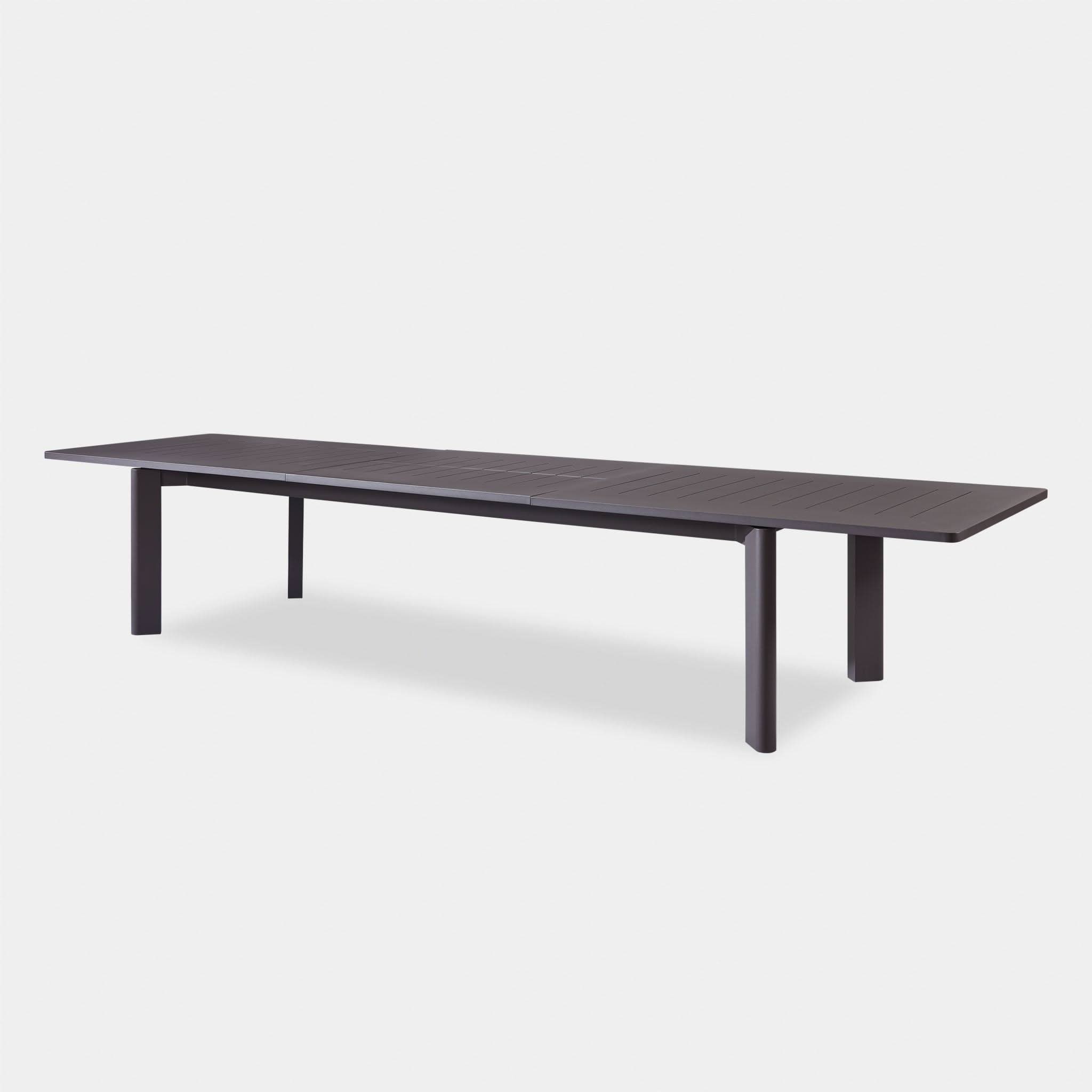 Byron Aluminum Extension Dining Table | Handcrafted Outdoor Luxury ...