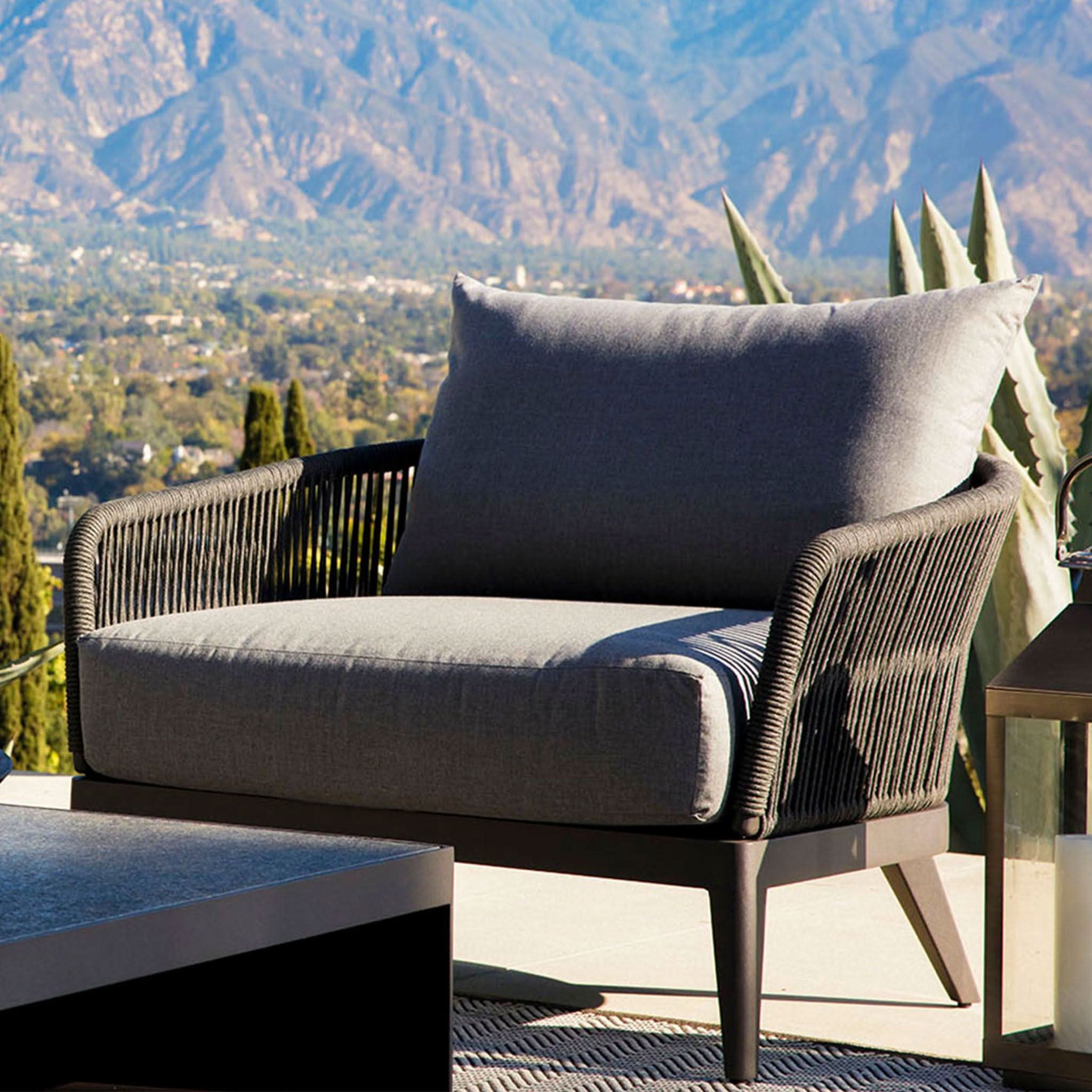 Hamilton Lounge Chair – HARBOUR