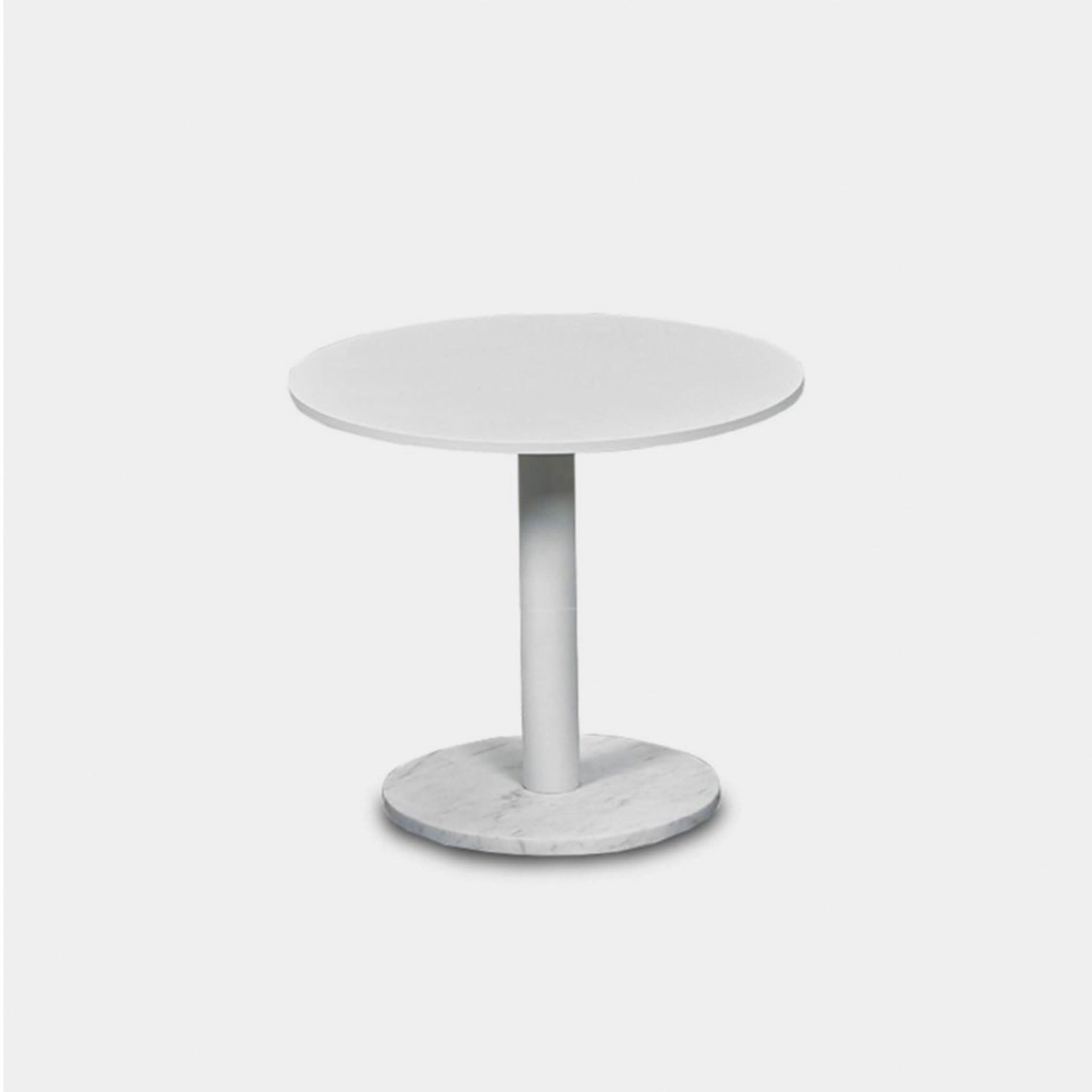 Madison Round Side Table – HARBOUR