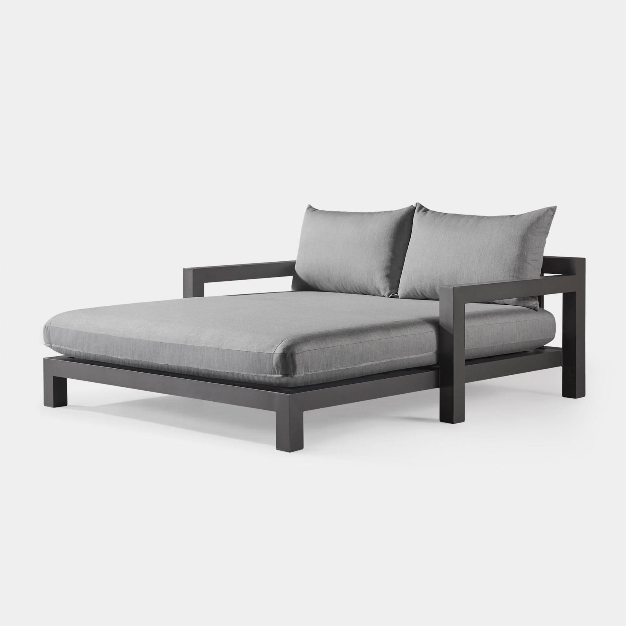 Pacific Aluminum Daybed – HARBOUR