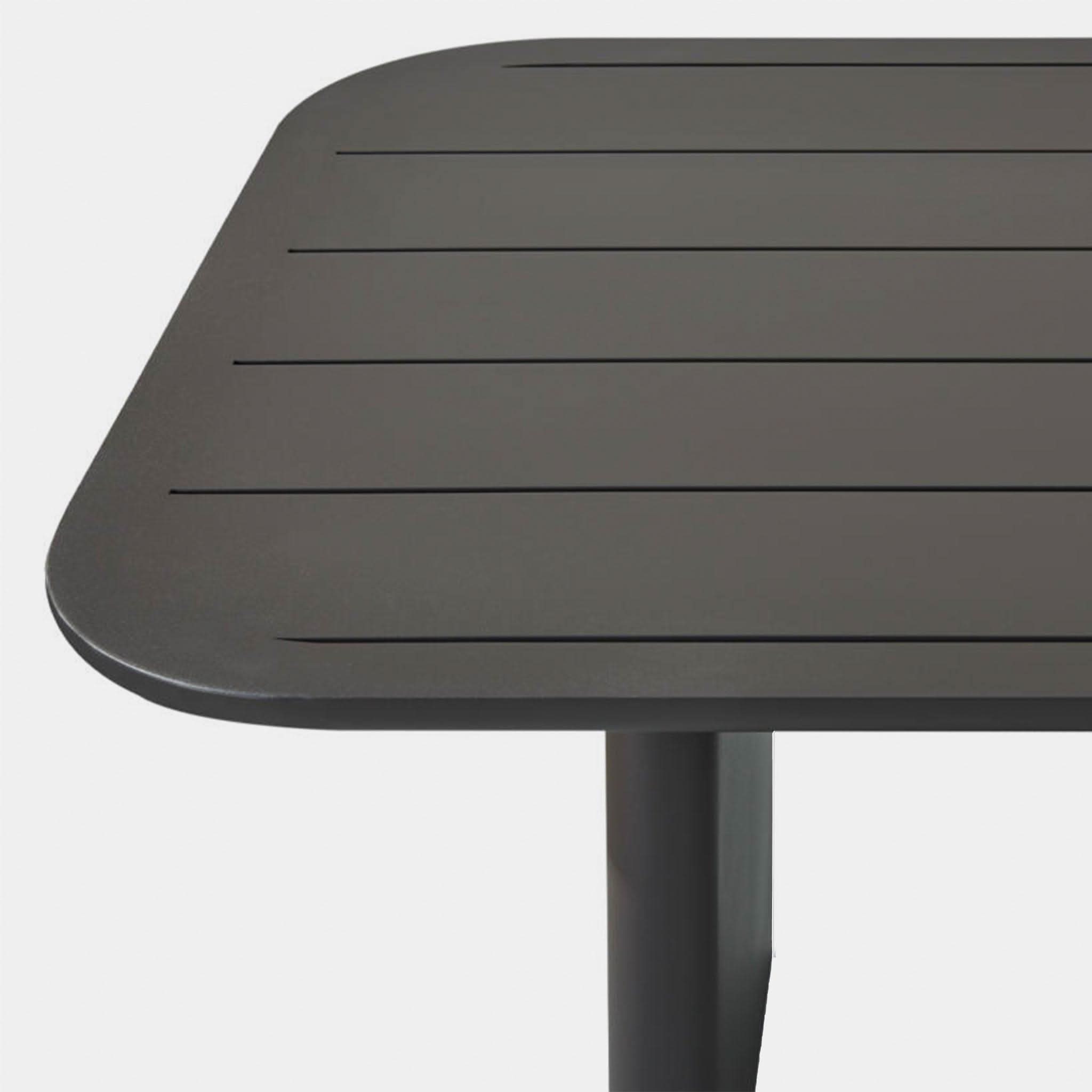 Victoria Slatted Dining Table 108" – HARBOUR